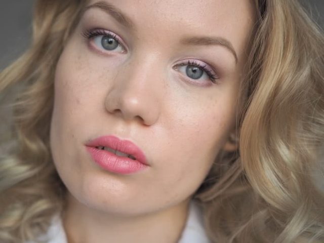 My acne-friendly makeup routine - Charlotta Eve