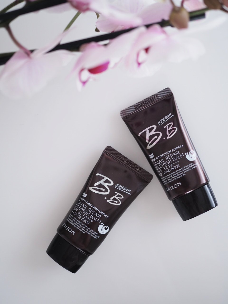 BB-cream, foundation & sunscreen in one - Mizon Snail Repair BB