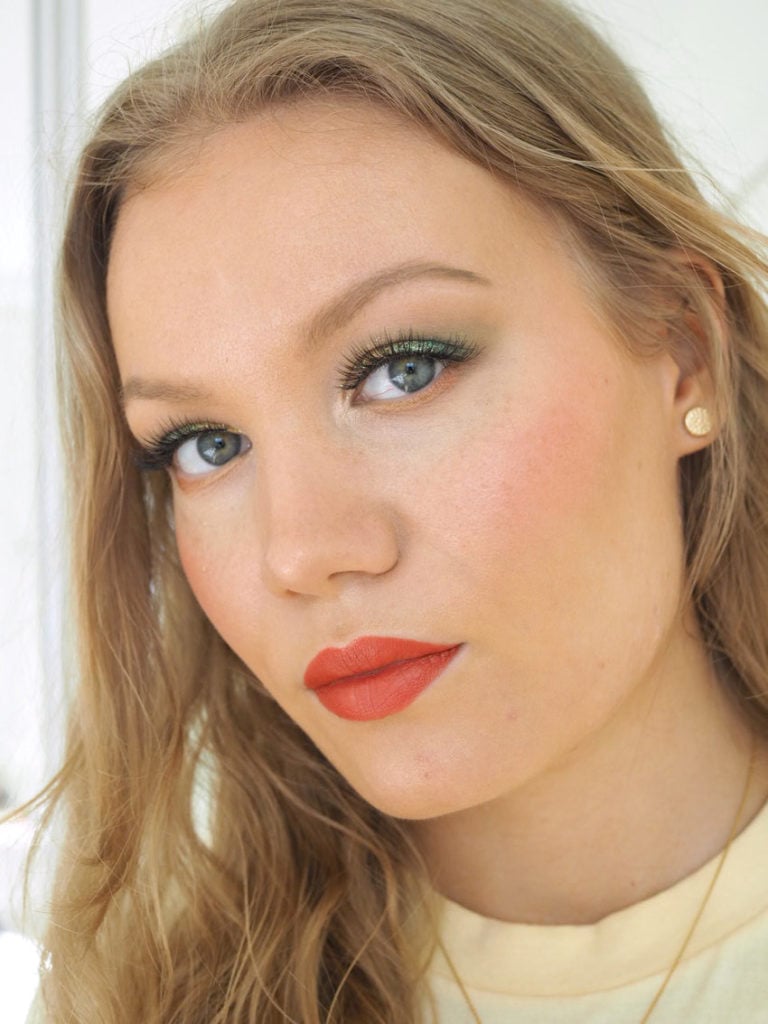 6 x the perfect orange red lipstick - Charlotta Eve