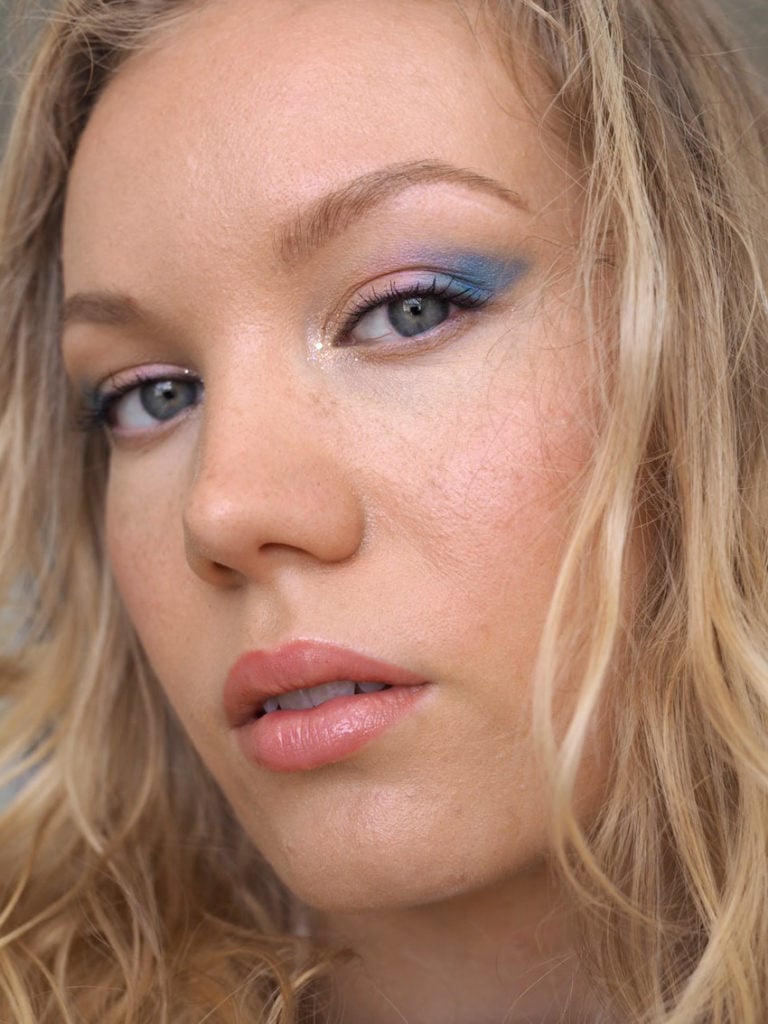 Easy blue makeup look - tutorial - Charlotta Eve