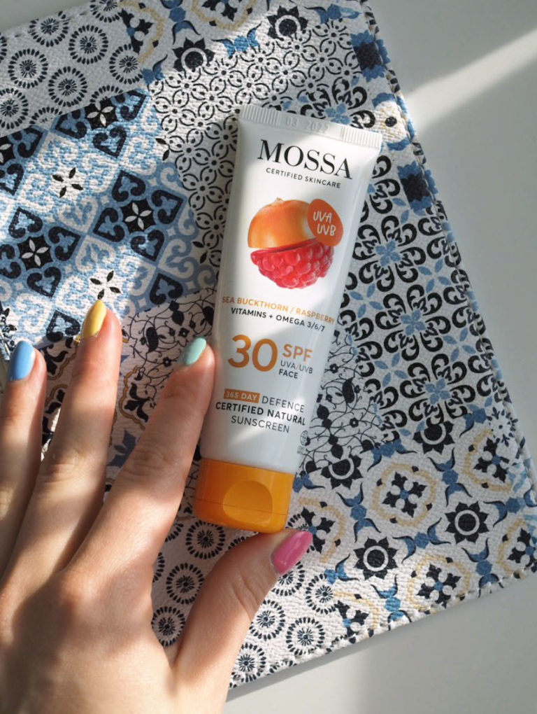 THE BEST NATURAL SUNSCREENS FOR FACE - Charlotta Eve